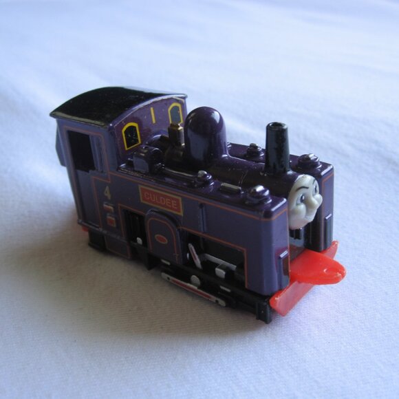 ERTL | Toys | 995 Ertl Diecast Vehicle Thomas The Tank Engine Godred ...